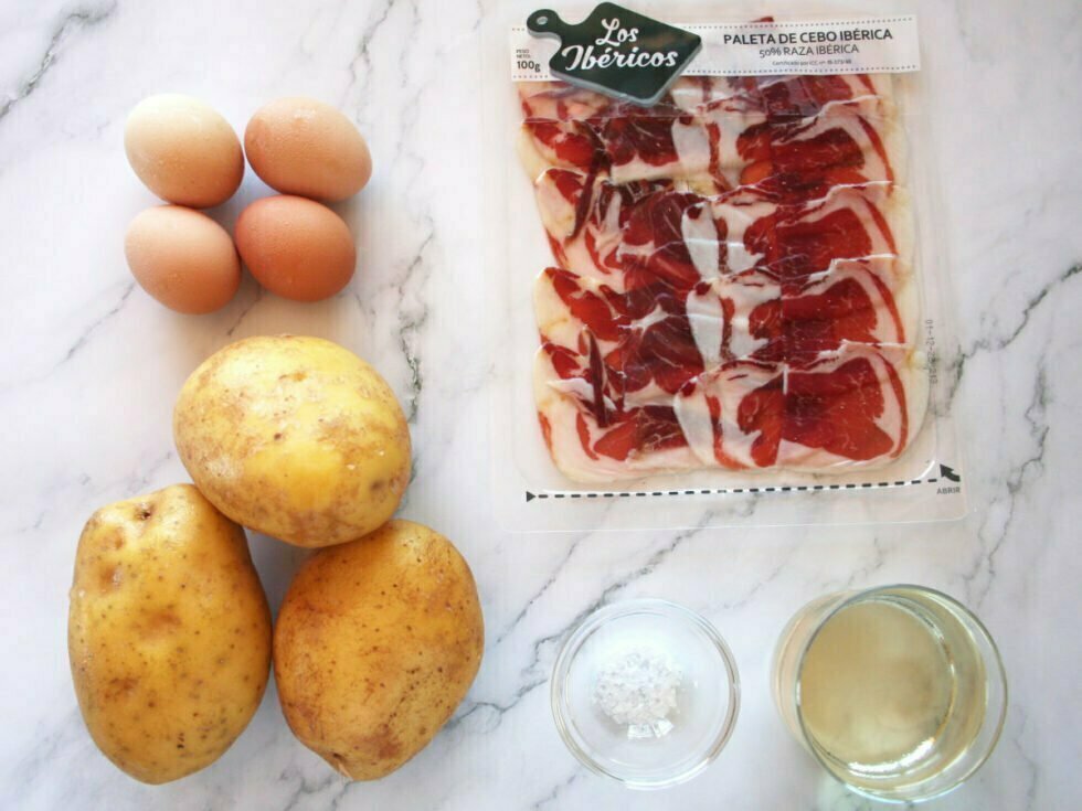 Huevos Estrellados Recipe (Spanish Eggs & Potatoes) – Easy Tapas in 30 ...